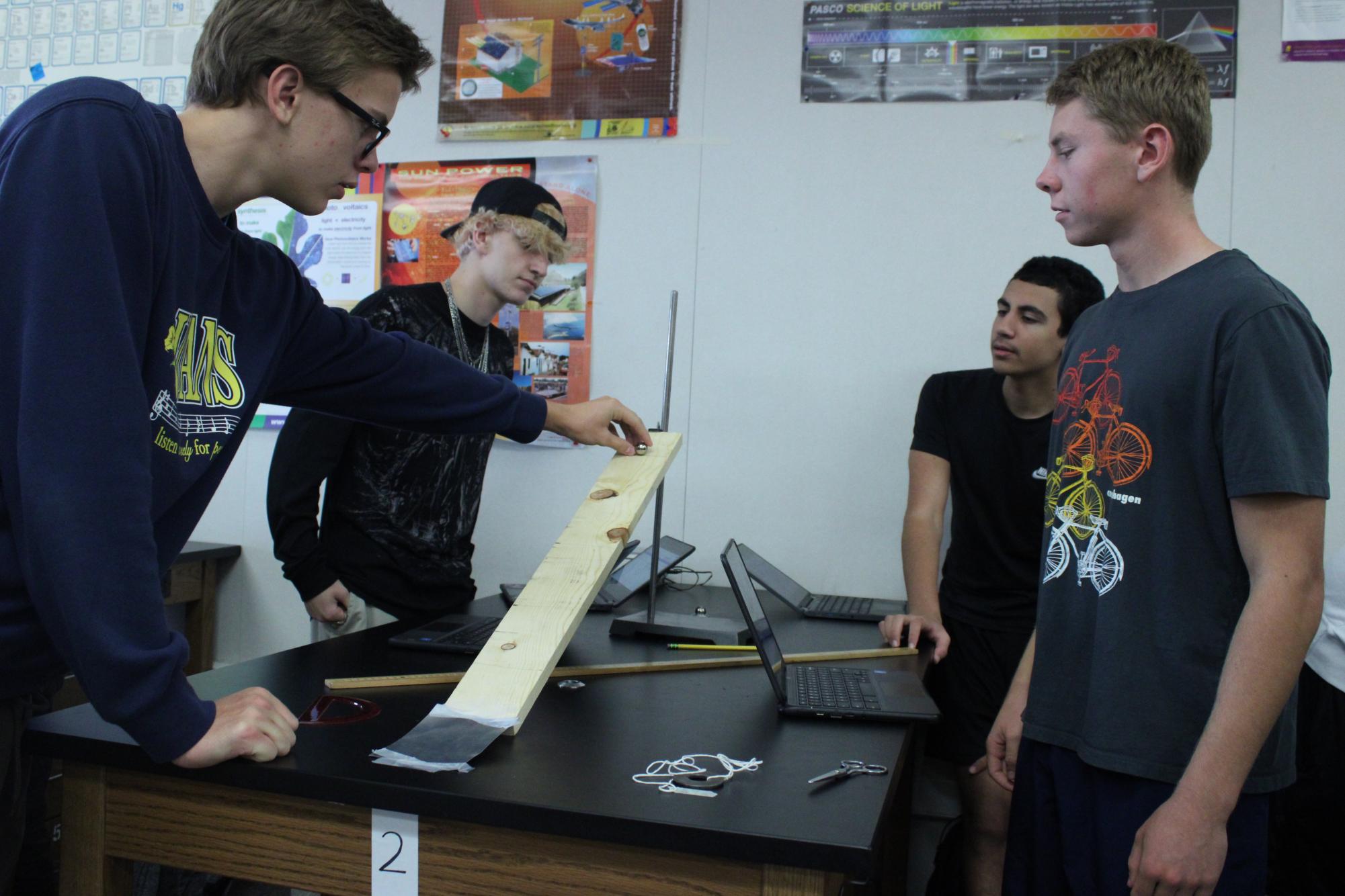 AP physics class faces lab challenges after displacement – The Californian